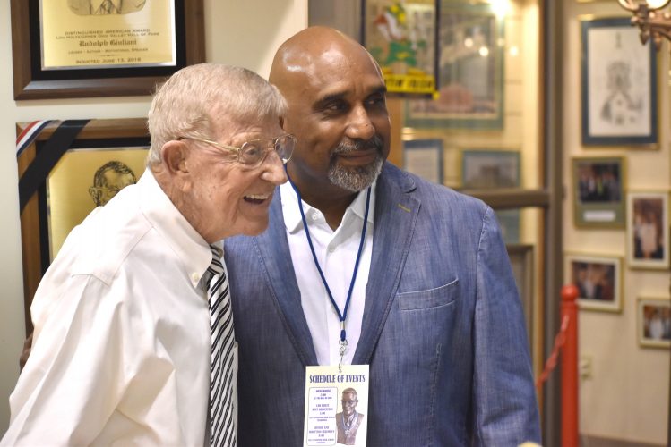 Final class inducted into Lou Holtz-Upper Ohio Valley Hall of Fame ...